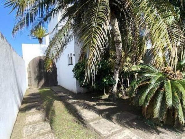 Casa à venda com 5 quartos no bairro Cibratel II