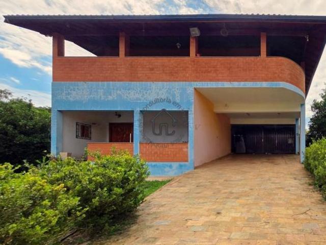 Casa a venda com 5 quartos no Recanto das Canjaranas em Vinhedo