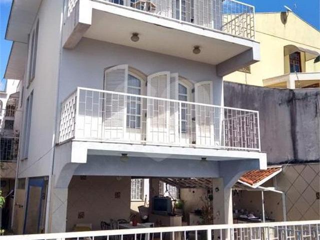 Casa à venda com 5 quartos, sendo 3 suítes, em Vila Oliveira, Mogi das Cruzes