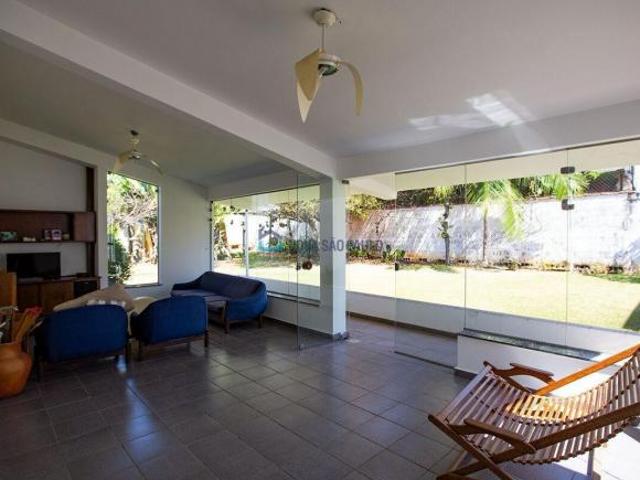 Casa à venda com 6 dormitórios, 4 vagas, no Jardim da Saúde