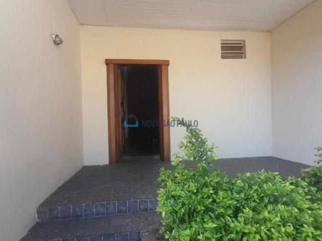 Casa à venda com 6 quartos em Moema