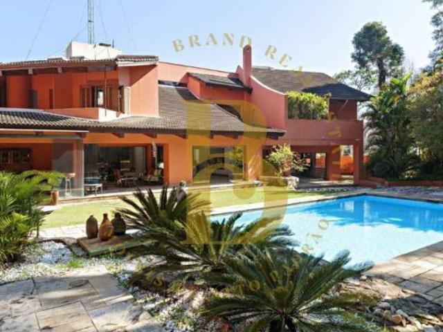Casa á venda com 768m² privativo, 5 suítes à venda no bairro Jardim Guedala