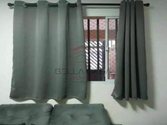 Casa à venda com 80m², 2 quartos e 1 vaga