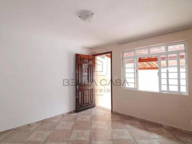 Casa à venda com 95m², 2 quartos e 1 vaga