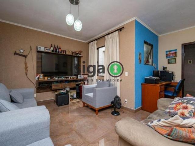 Casa à venda com 96m², 3 quartos e 1 vaga
