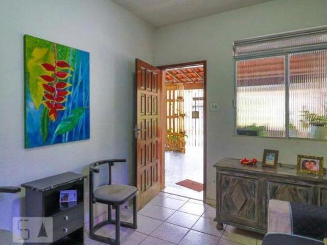 Casa à Venda Concórdia, 3 Quartos, 400 m² Belo Horizonte