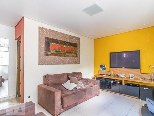 Casa à Venda Concórdia, 3 Quartos, 300 m² Belo Horizonte