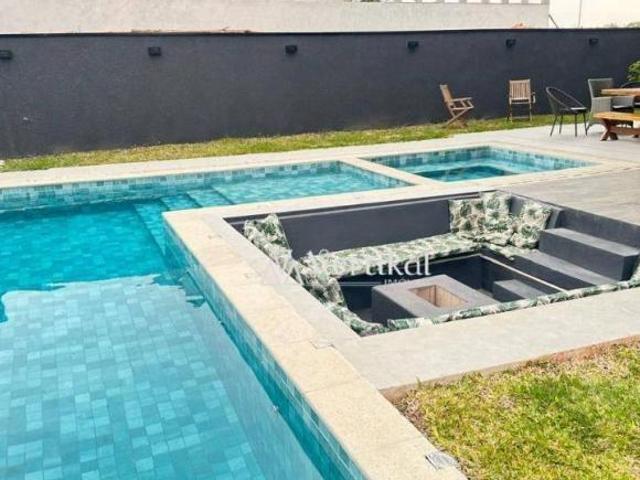 Casa Condomínio Vintage na Granja Viana