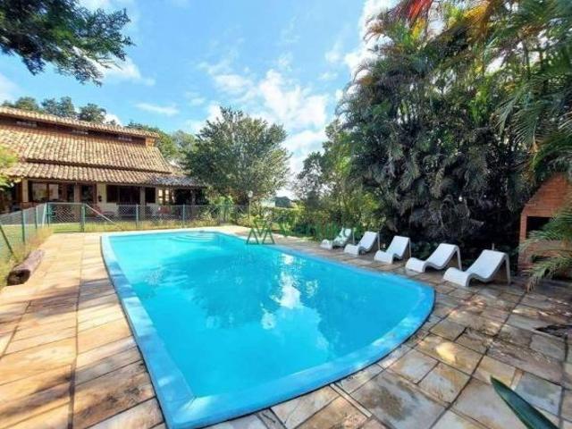 Casa à venda Cond. Chácara dos Lagos na Granja Viana