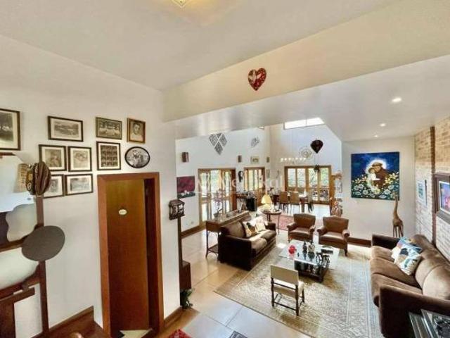 Casa à venda Cond. Fazendinha na Granja Viana