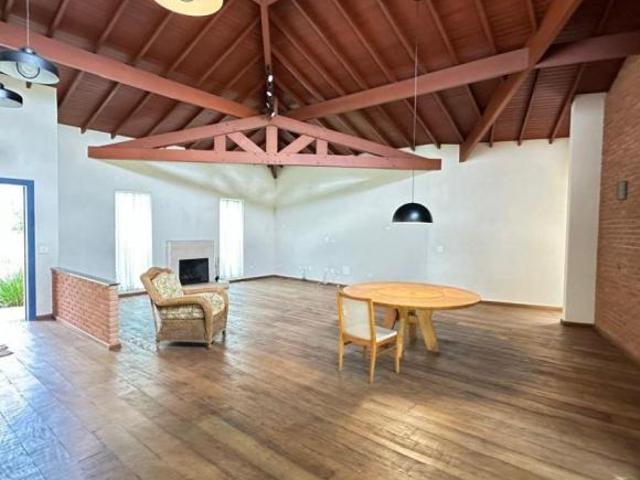 Casa à venda Cond. Jardim Passargada Granja Viana