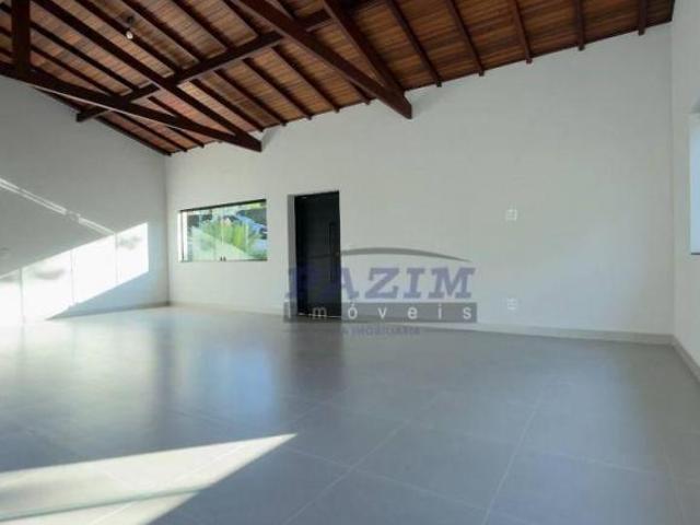 Casa à venda Cond. Marambaia, próxima ao lago principal