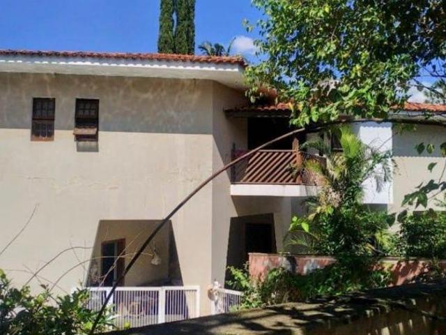 Casa à venda Cond. Nova Higienópolis Granja Viana