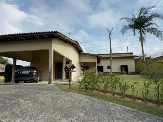 Casa à venda Cond. Nova Higienópolis na Granja Viana