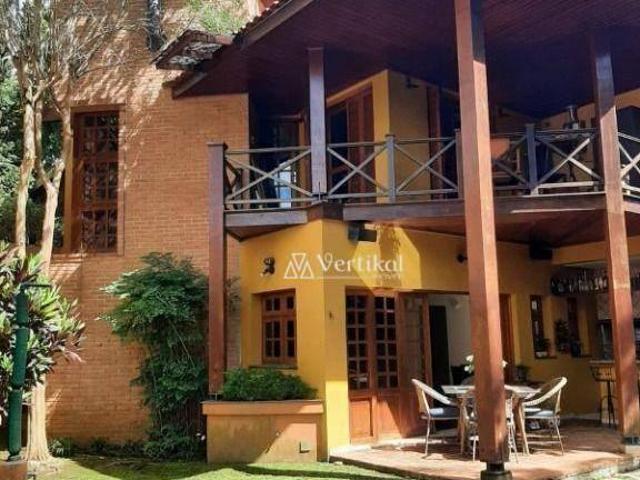 Casa à venda Cond. Pinus Park na Granja Viana