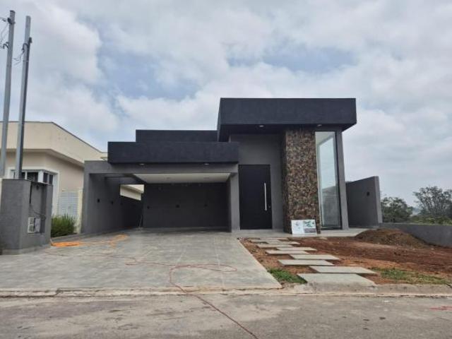 Casa à venda Cond. Reserva Santa Paula na Granja Viana