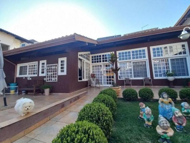 Casa à venda Cond. São Paulo II na Granja Viana