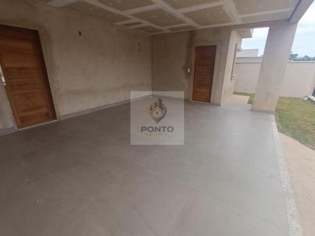 CASA A VENDA CONDOMINIO TIRADENTES