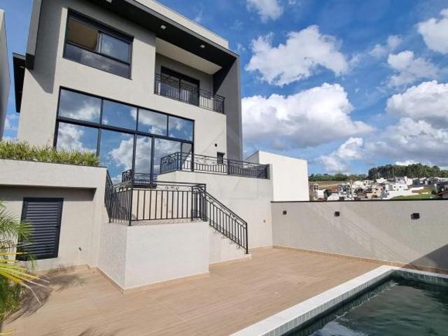 CASA À VENDA CONDOMÍNIO VALE DOS VINHEDOS