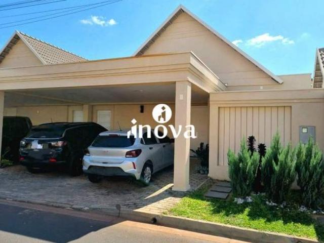 Casa a venda Condomínio Ayat club