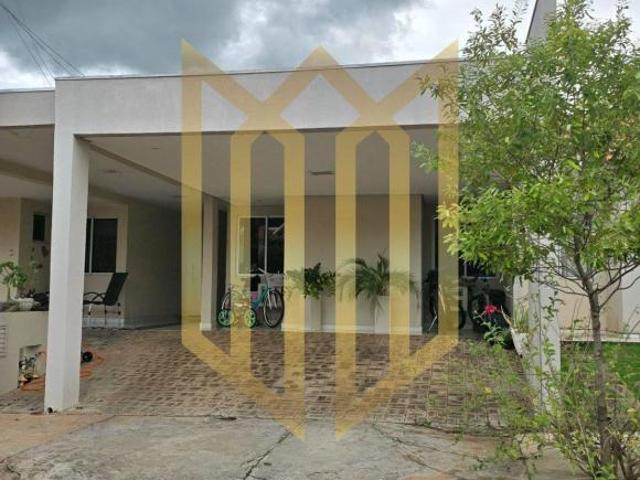 Casa a venda condomínio com Energia Solar