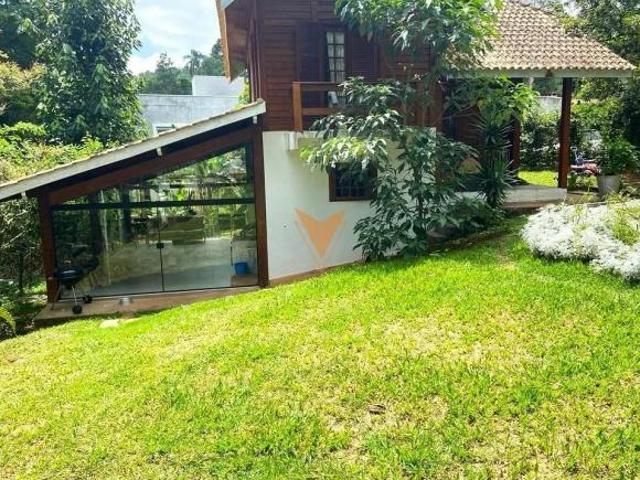 Casa à venda, Condomínio Colinas de São Fernando, Cotia, SP I 2 Dormitórios, 1 Suíte, Lareira, Espa