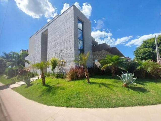 Casa à Venda Condomínio Damha1