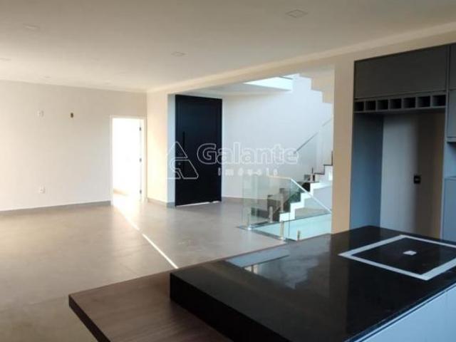 Casa a Venda Condominio em Valinhos