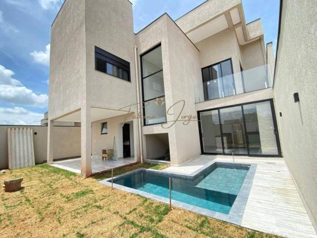 Casa a venda Condomínio em Valinhos! Nova e moderna!