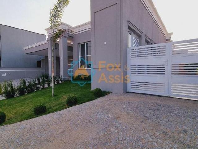 Casa á venda Condomínio Engenho Velho