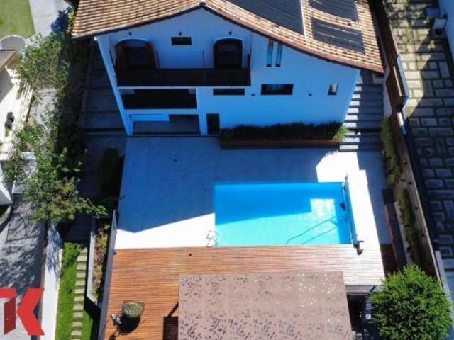 Casa à venda Condomínio Estância Marambaia em Vinhedo/SP, Casa à venda com 4 quartos sendo 2 suítes