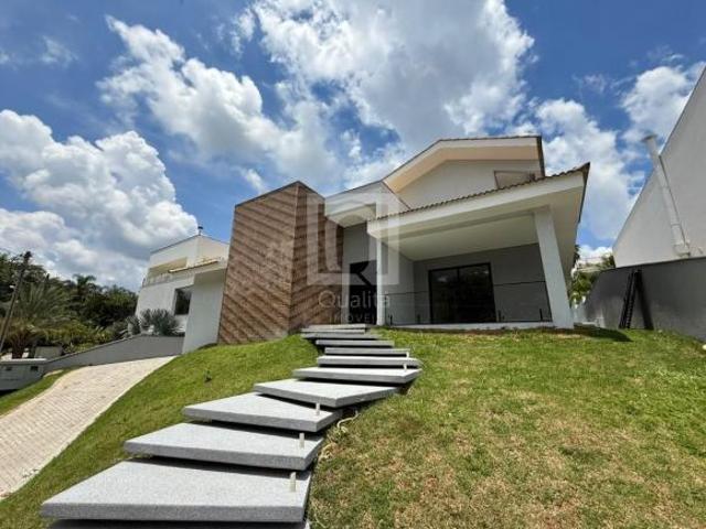 CASA À VENDA CONDOMÍNIO FAZENDA IMPERIAL