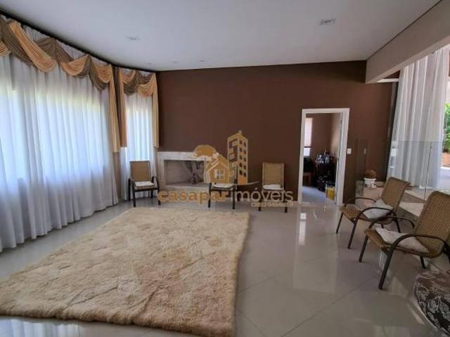 Casa à Venda Condomínio Fechado em Araçoiba da Serra, 380m² e Muito Verde
