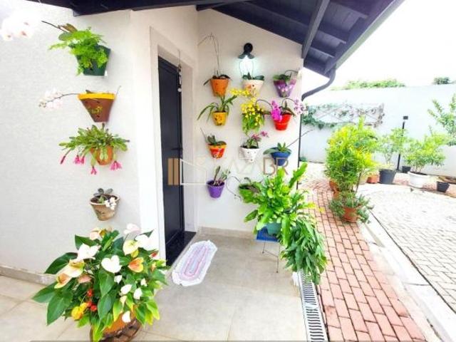 Casa à venda, condomínio fechado, 3 dormitórios, 1 suíte, 111m² $745.000 – Condomínio Marchant Bua