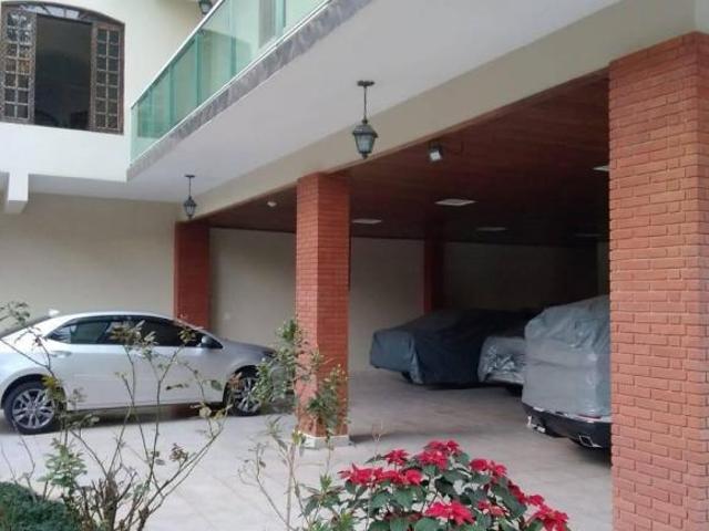 Casa a Venda Condomínio Forest Hills