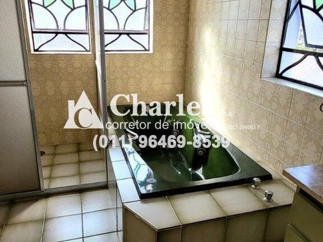 CASA A VENDA CONDOMINIO FLÓRIDA. Aceita financiamento Bancário