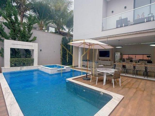 CASA A VENDA CONDOMINIO GENOVA UBERLANDIA MG