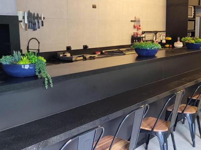 Casa à Venda Condomínio Gramado Cotia 405m² 3 suítes