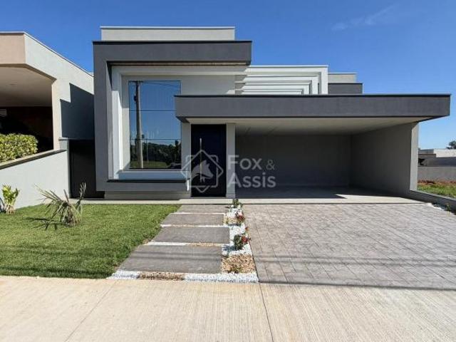 Casa á venda condomínio Jardim Vitória