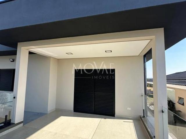 Casa a venda condomínio Monte Carlo