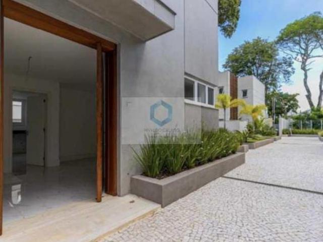 Casa a venda condomínio na Granja Julieta São Paulo
