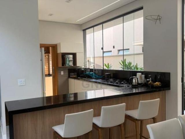 CASA A VENDA CONDOMINIO PARQUE TAUA ARANGUA