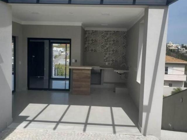 Casa à Venda – Condomínio Ravenna – Itatiba/SP