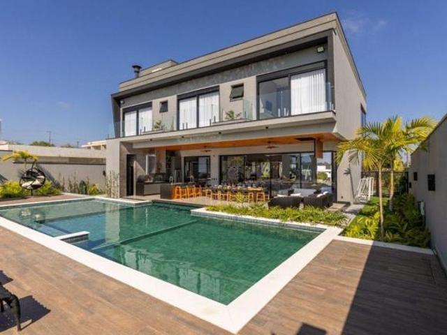 Casa à venda Condomínio Residencial Jequitibá com 600 m²