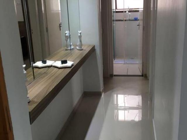 Casa a venda condomínio sunville Aruja 3 suítes 4 vagas com piscina