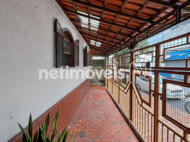 Casa à Venda – Conforto, Espaço e Localização Privilegiada