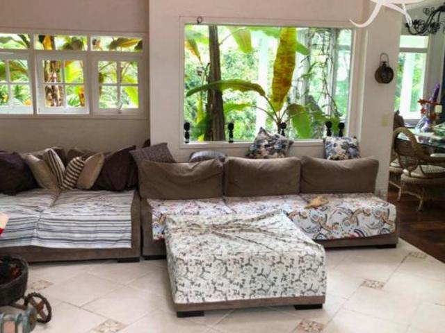 Casa à venda | Conforto, natureza e exclusividade em um só lugar