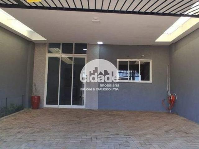 Casa à Venda – Conforto, Segurança e Ótimo Espaço!