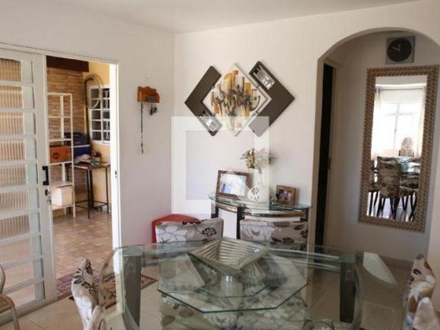 Casa à Venda Conj. Água Branca, 3 Quartos, 200 m² Contagem