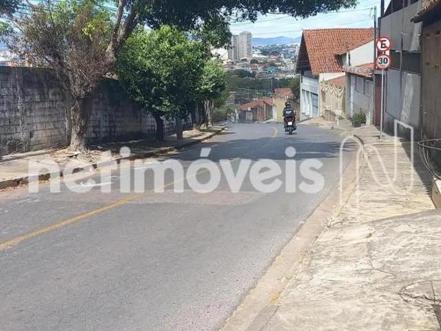 Casa à Venda, Conjunto Água Branca, Contagem